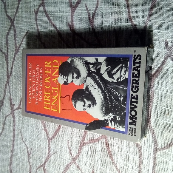 Media | Fire Over England 1937 Lawrence Olivier Vivien Lee Black White ...